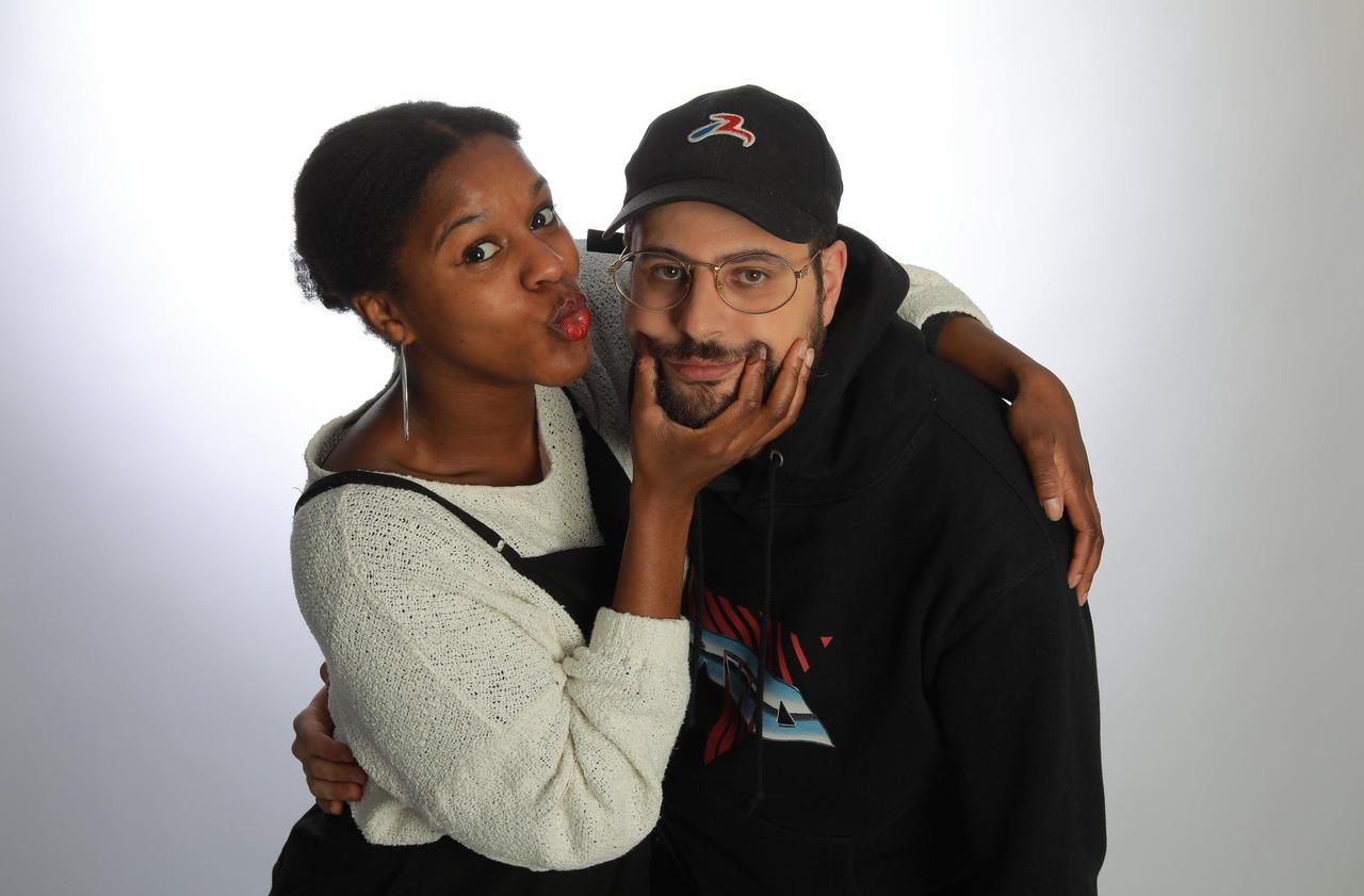 Les humoristes noirs français qui illuminent la scène en 2025